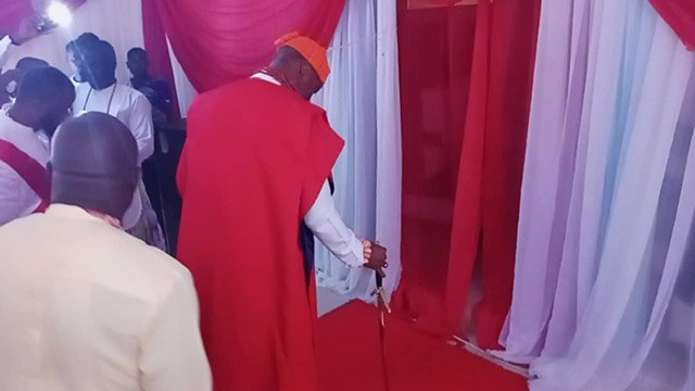 Olu of Warri blesses Ekurede Community -Freshangle News